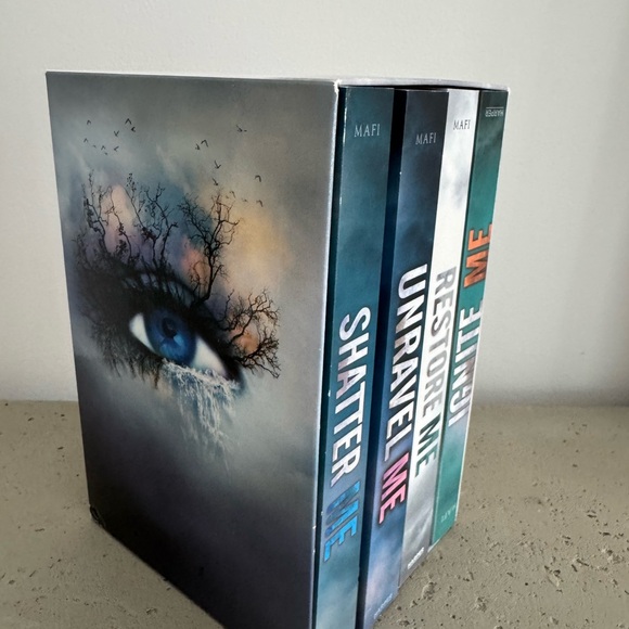 Other | Shatter Me Series Box Set 4 Books | Poshmark